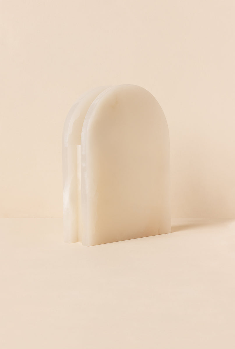 Flora Vase (White Onyx) – il Pietra